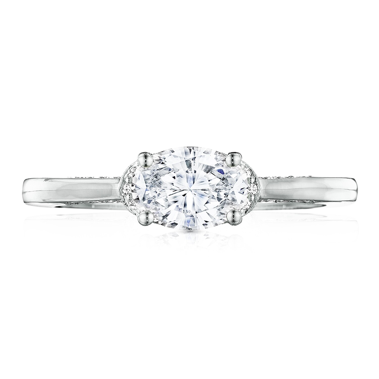 Oval-Cut Diamond: What to Look for in Oval Shaped Diamonds